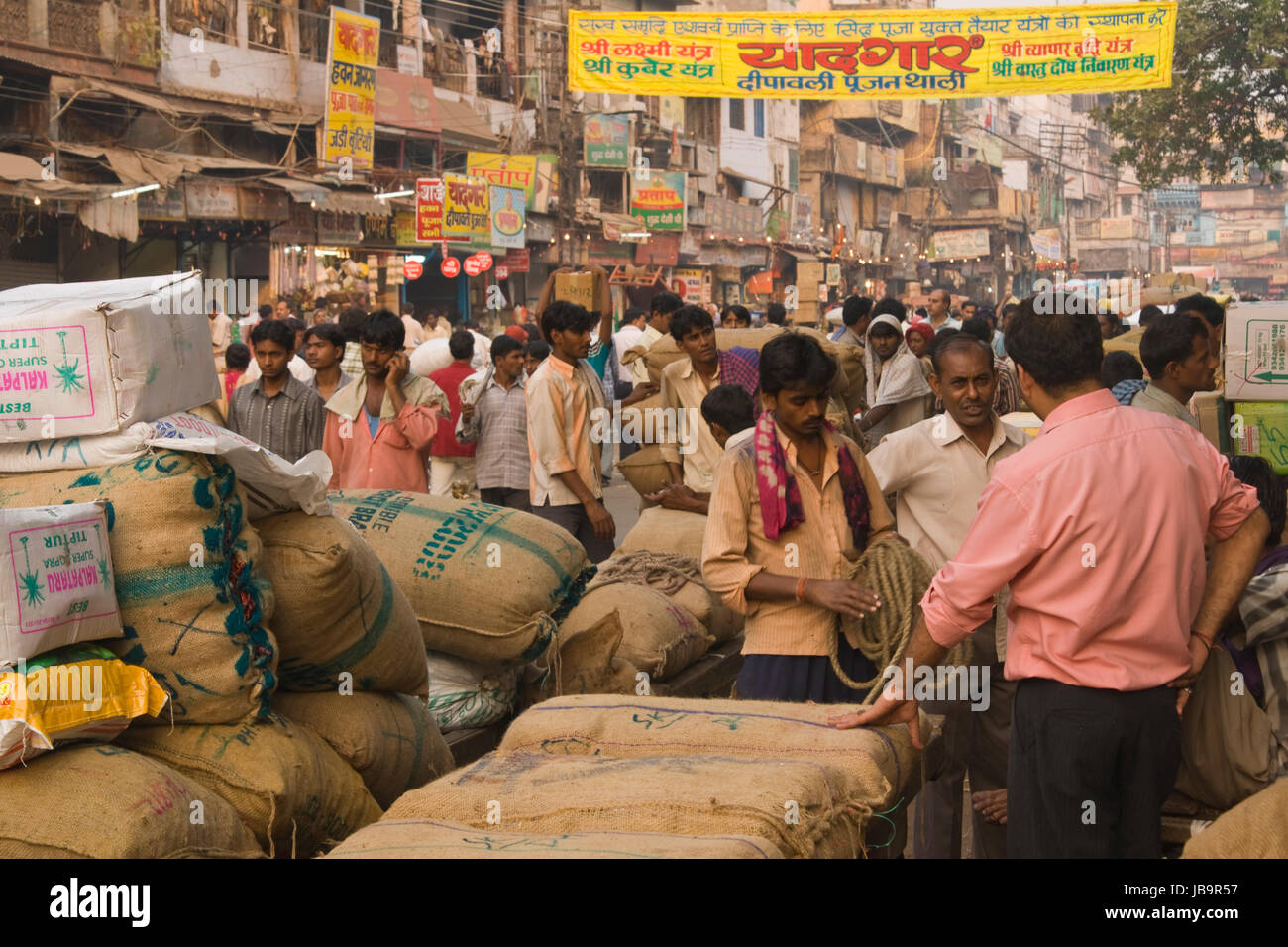 Crowded street scene in Old Delhi, India Stock Photo - Alamy