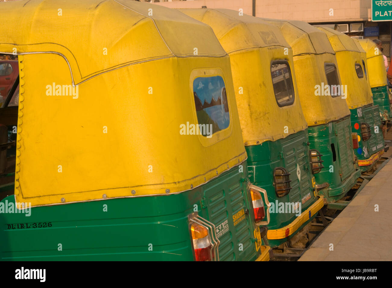 Car Parked Outside Train Station High Resolution Stock Photography and ...