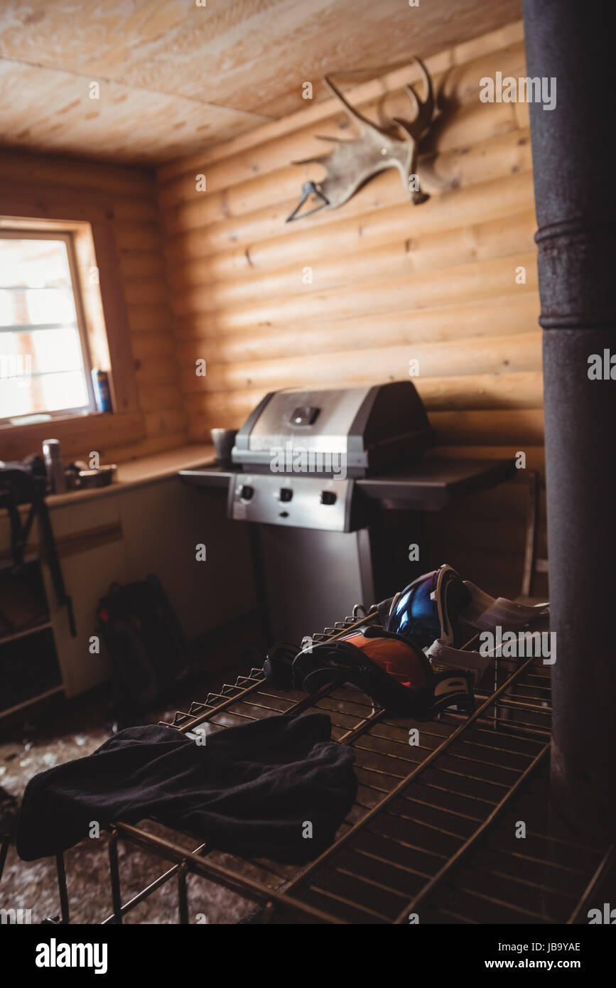 Log cabin interior hi-res stock photography and images - Alamy