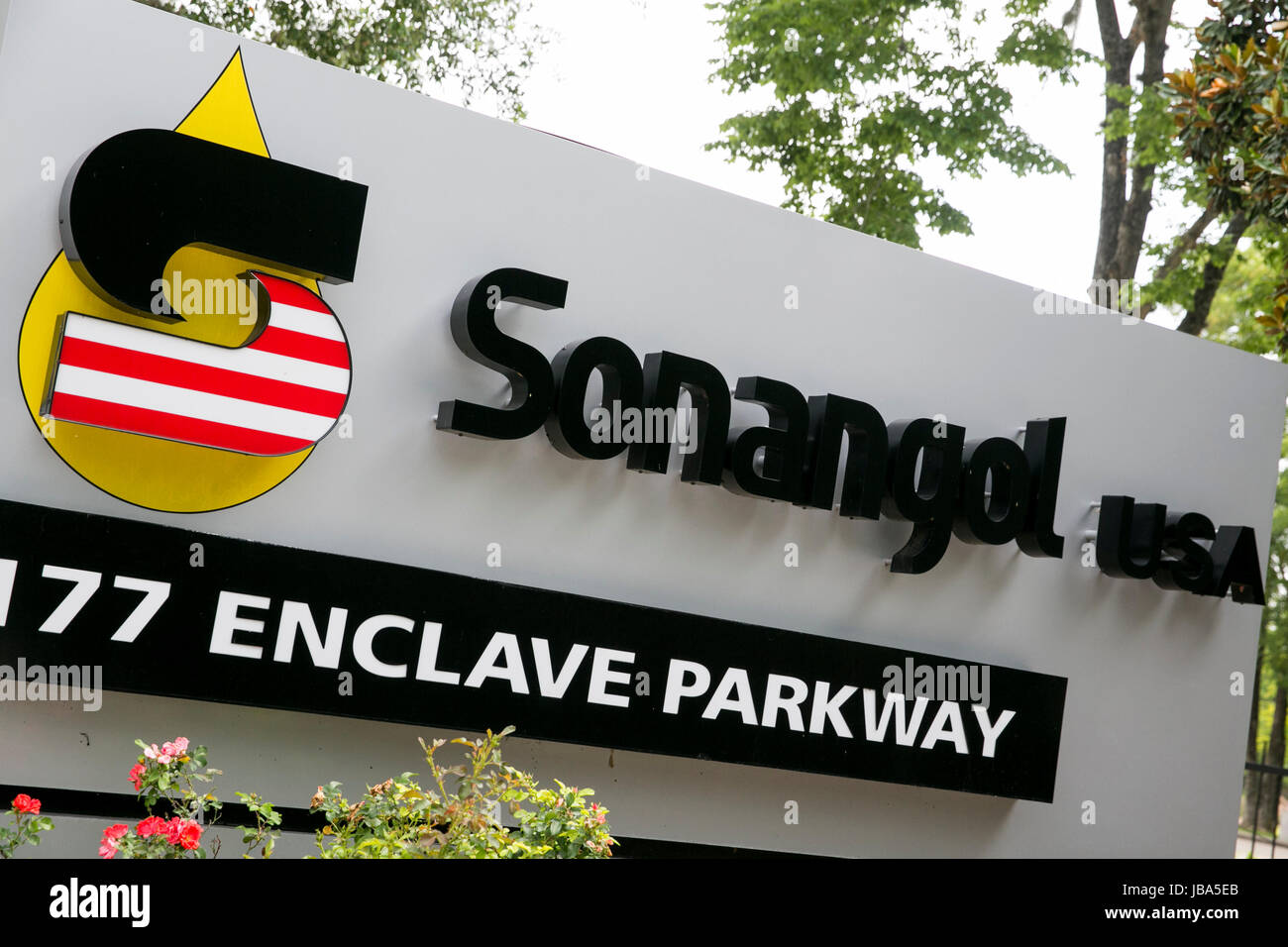 Sonangol logo hi-res stock photography and images - Alamy