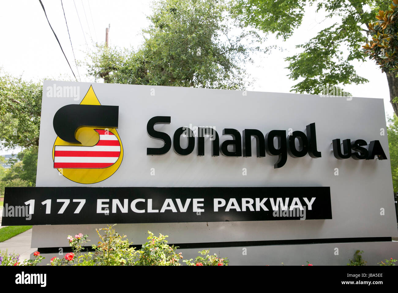 Sonangol logo hi-res stock photography and images - Alamy