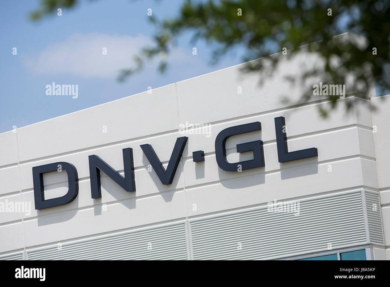 Dnv Gl Logo
