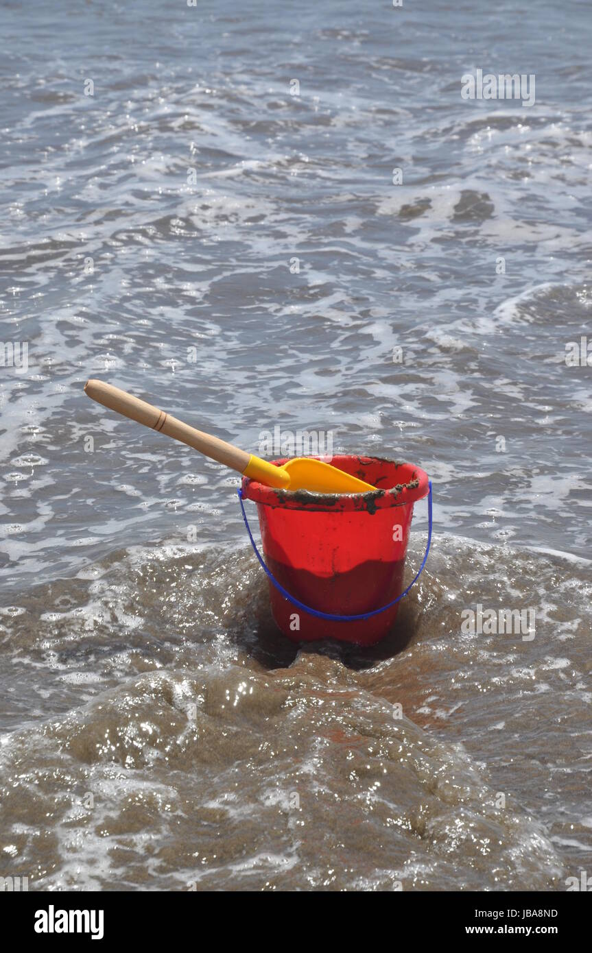sandstrand, strand, sand, küste, meer, schaufel, eimer, spielzeug ...