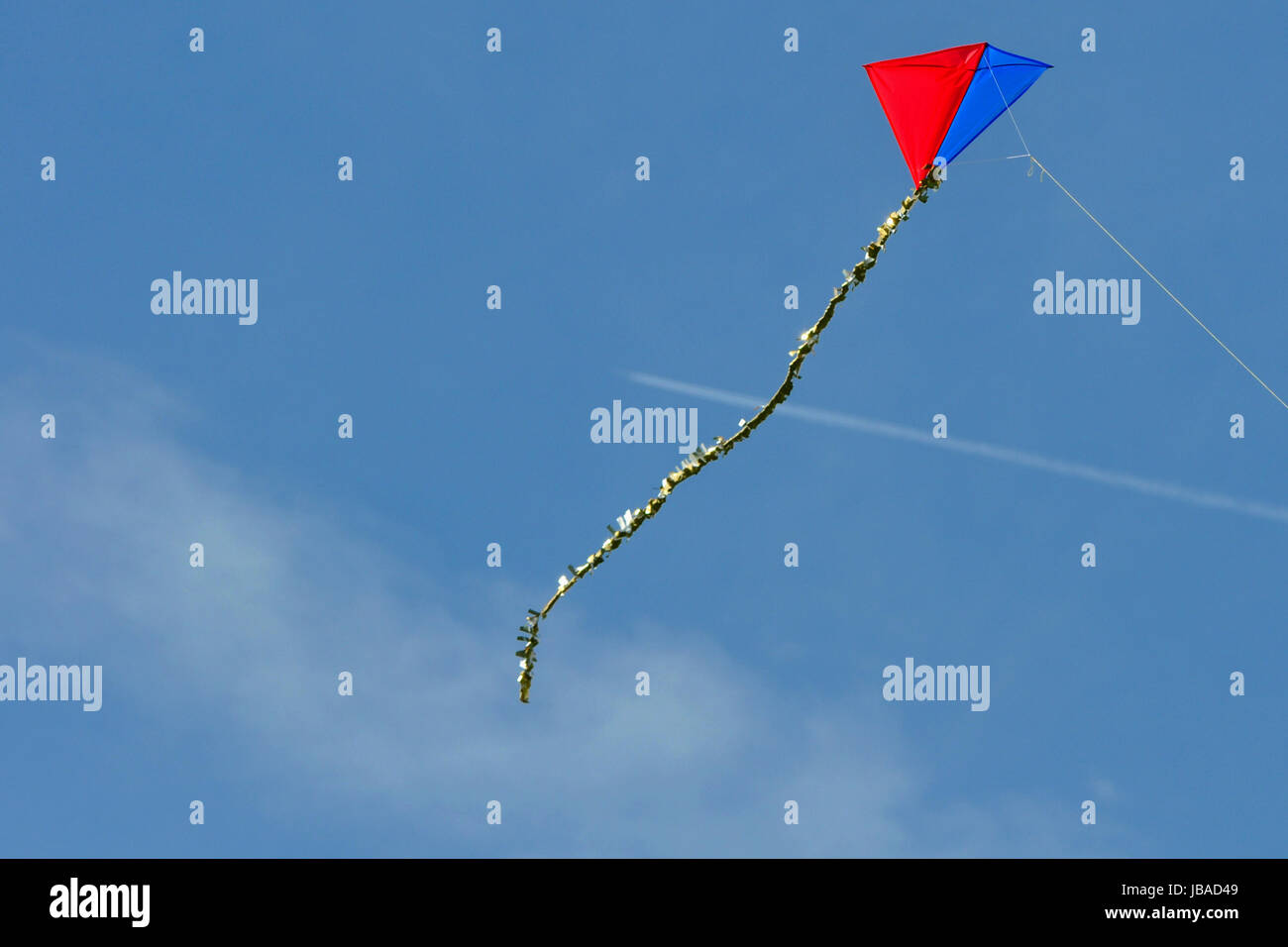 Sky dance of kite hi-res stock photography and images - Alamy