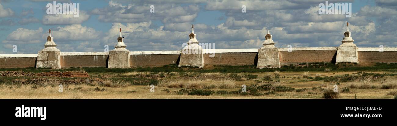 karakorum temple mongolia Stock Photo - Alamy