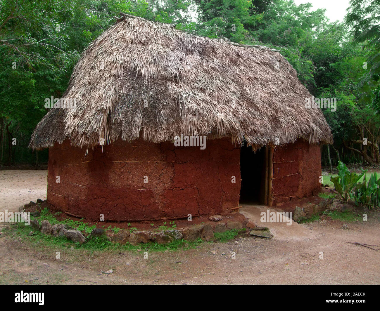 Maya hut in yucatan hi-res stock photography and images - Alamy