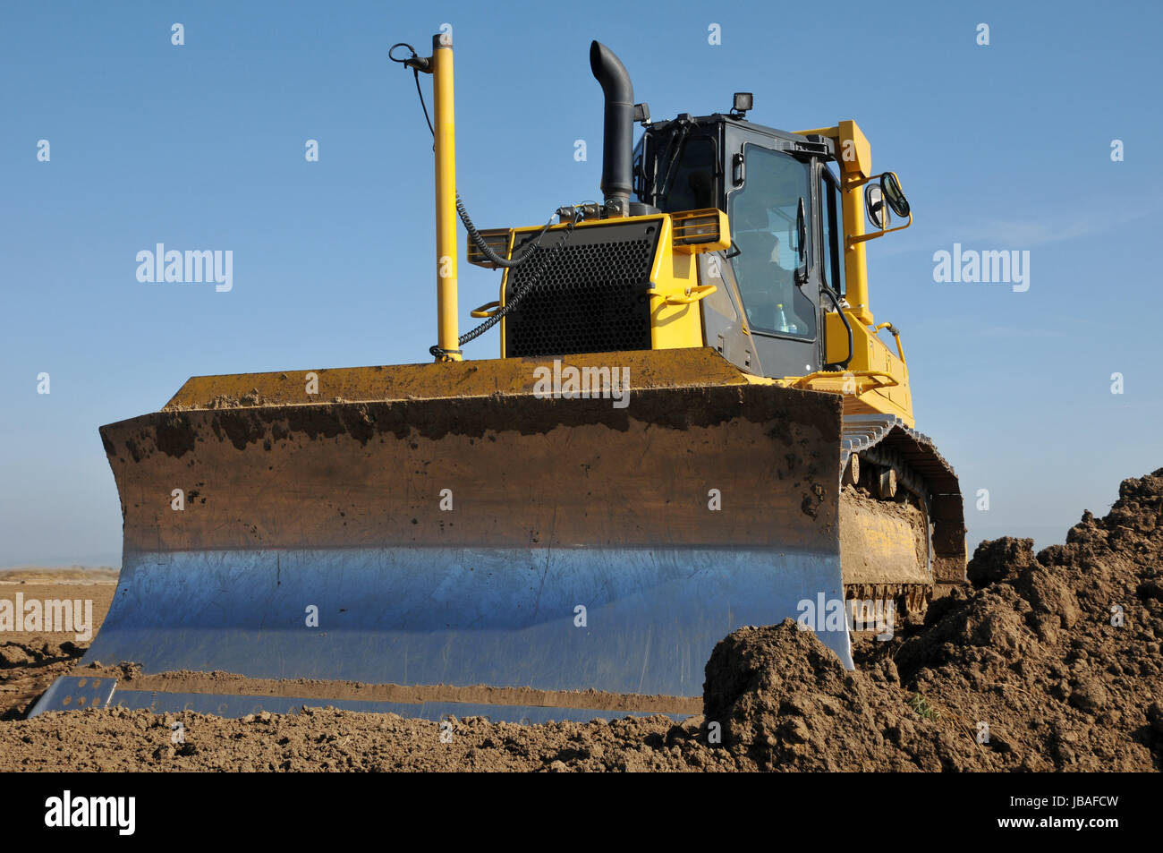 Cat caterpillar bulldozer construction site hi-res stock photography ...