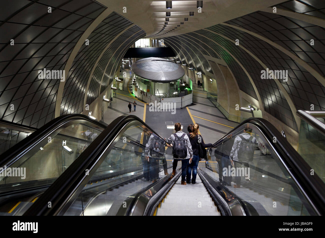 neue U-Bahn-Haltestelle der Stüdstadtbahn am Heumarkt, Köln, Nordrhein ...