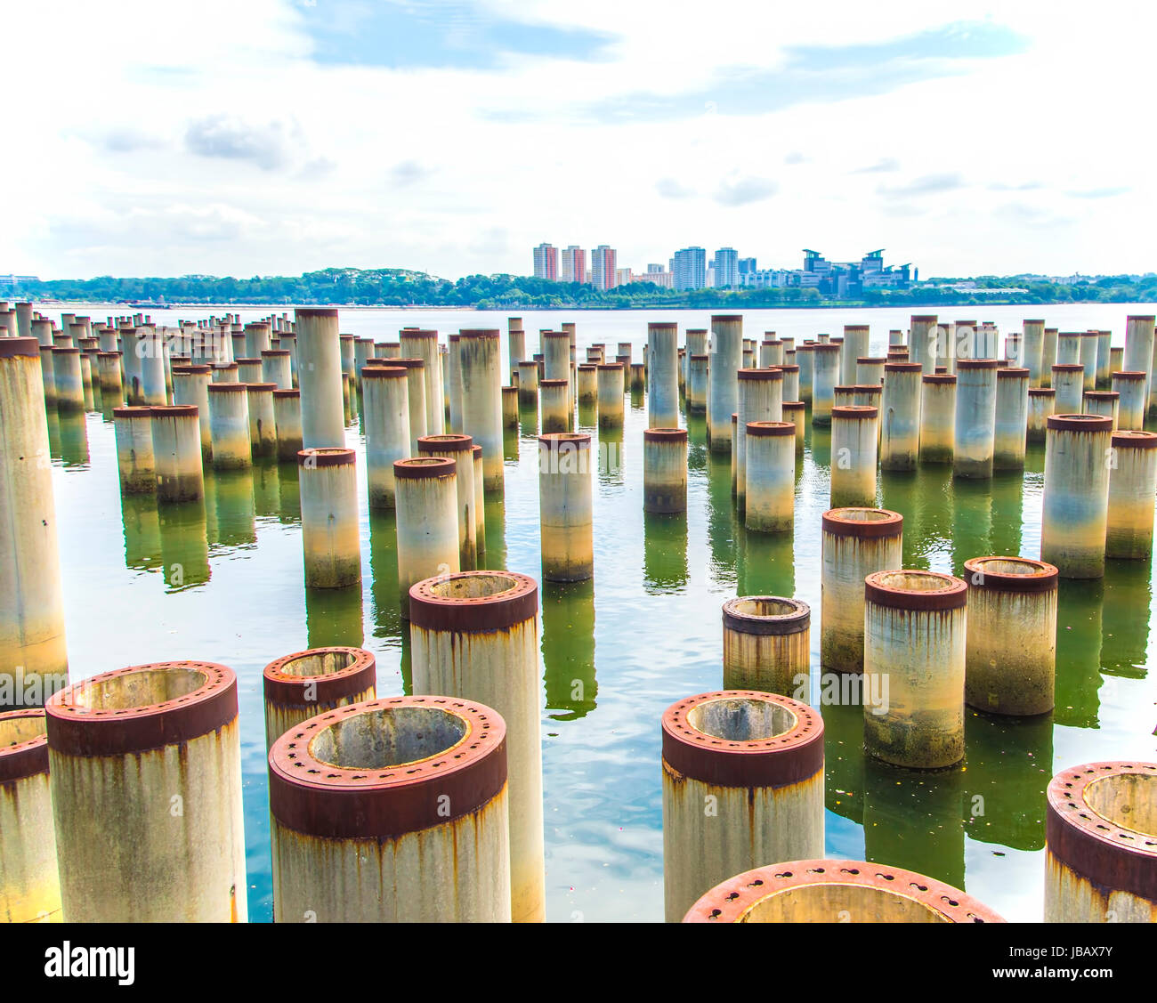 Sites piling piles hi-res stock photography and images - Alamy