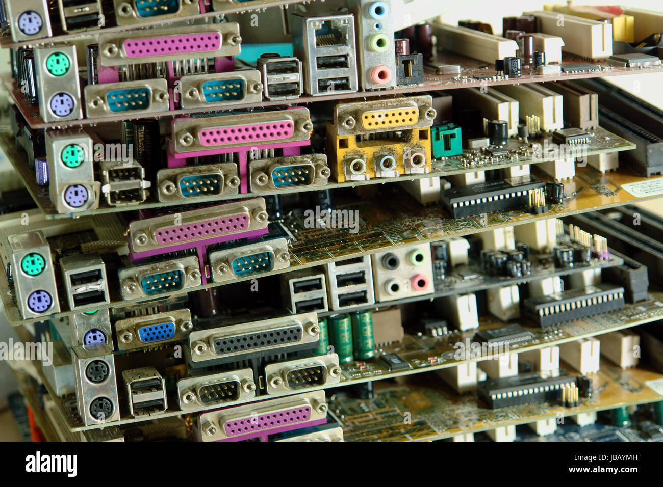 Pile of circuit boards hi-res stock photography and images - Alamy