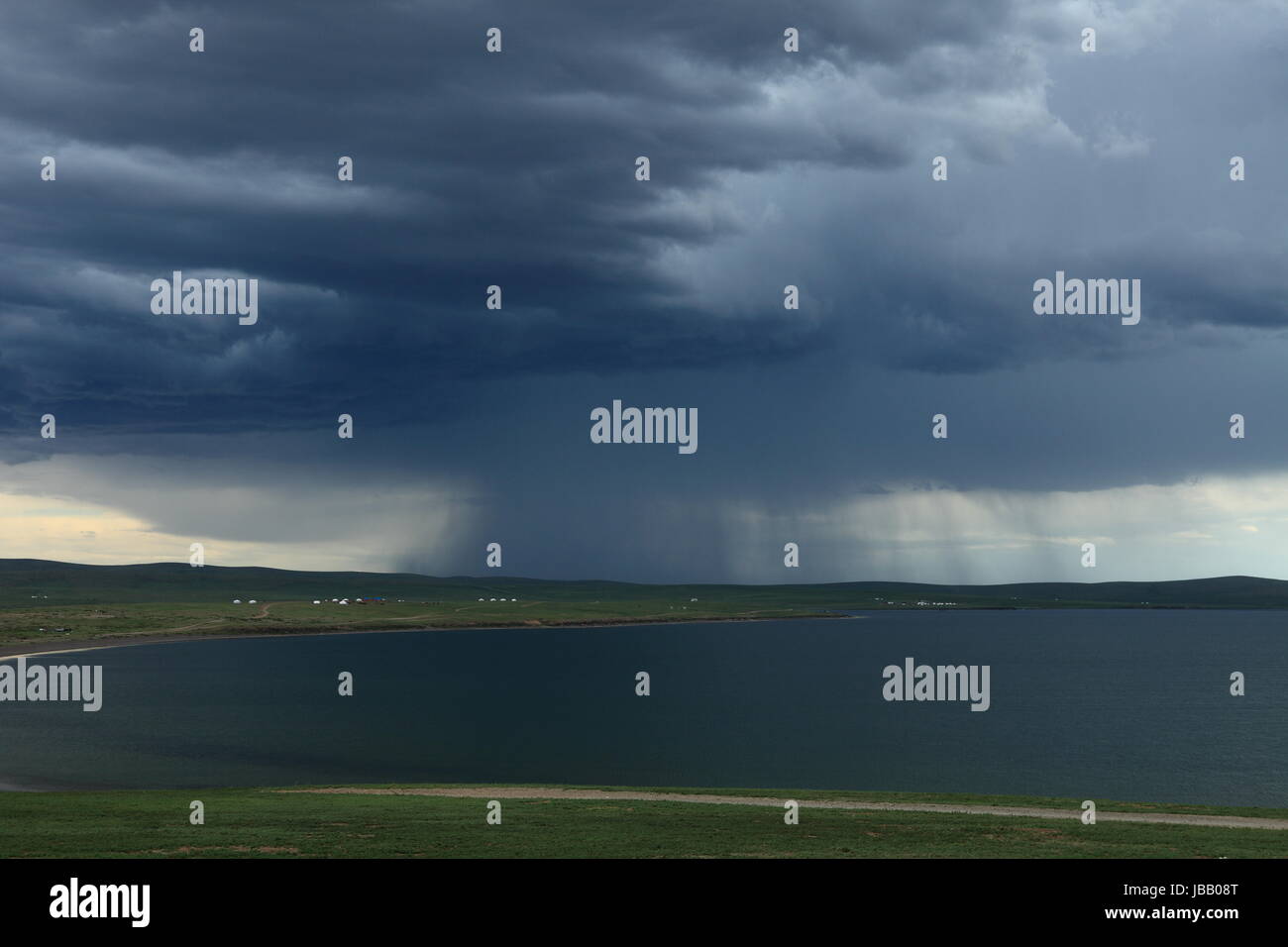 Rainy cloud over meadows hi-res stock photography and images - Alamy