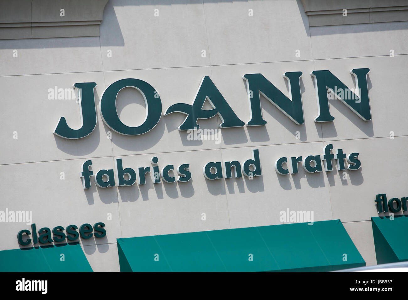 Jo ann stores inc hi-res stock photography and images - Alamy