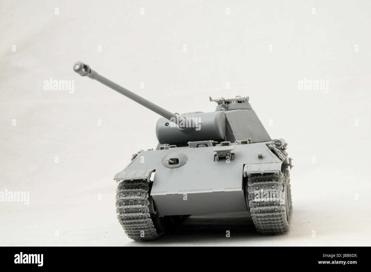 Tiger tank track hi-res stock photography and images - Alamy