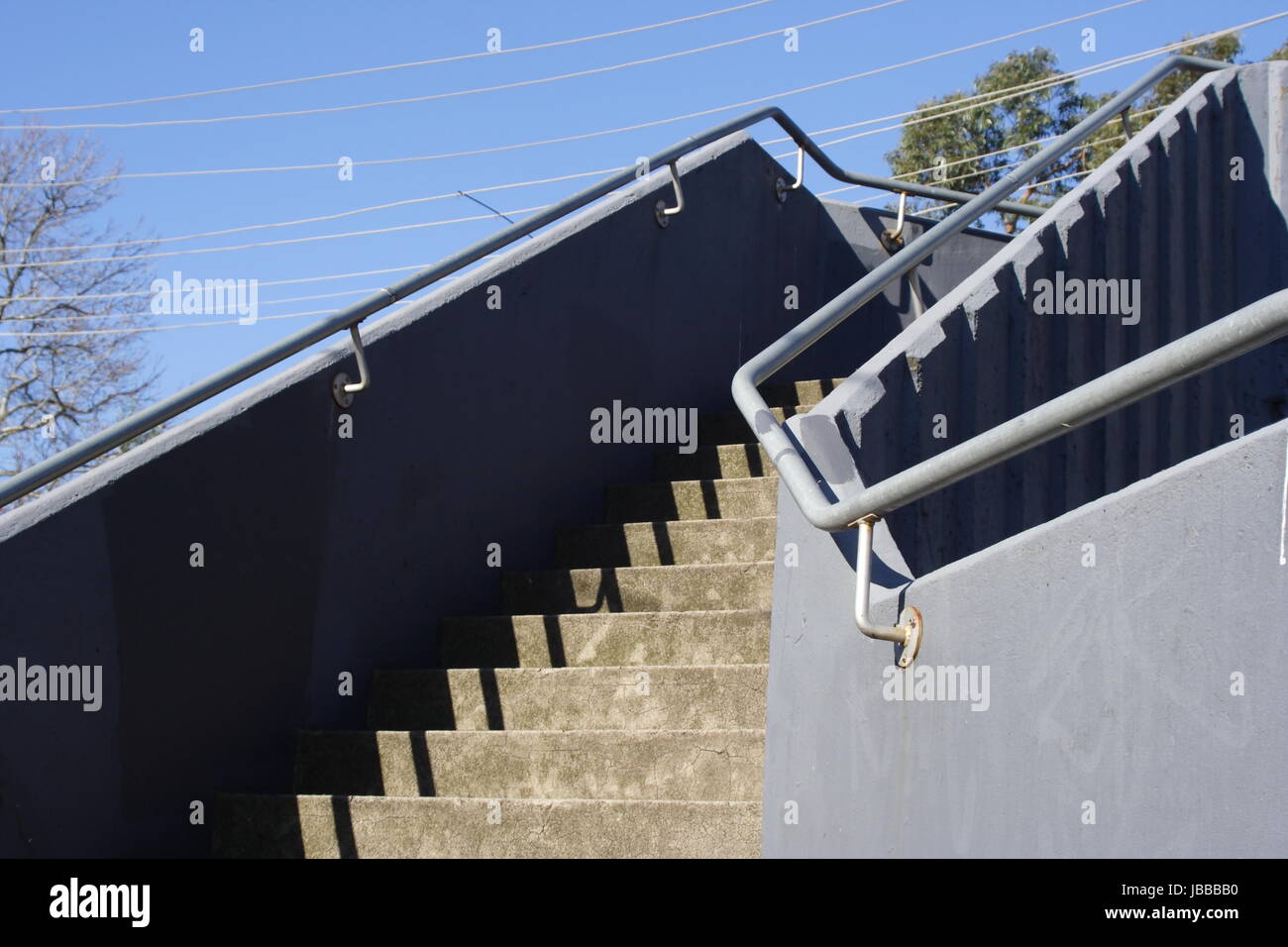 Concrete stairs hi-res stock photography and images - Alamy