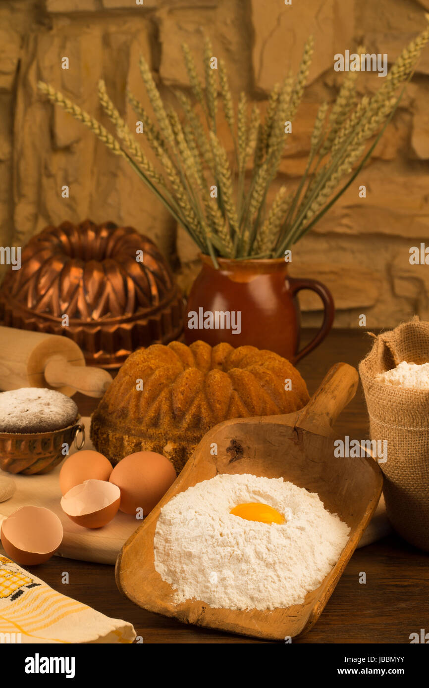 bake a cake Stock Photo - Alamy