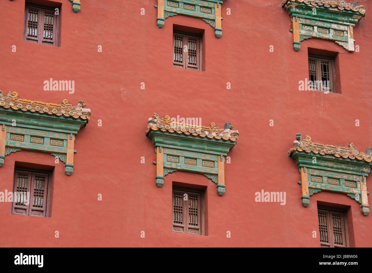 Buddhist temple (Xumifushou Zhi Miao temple) in Chengde (China Stock ...
