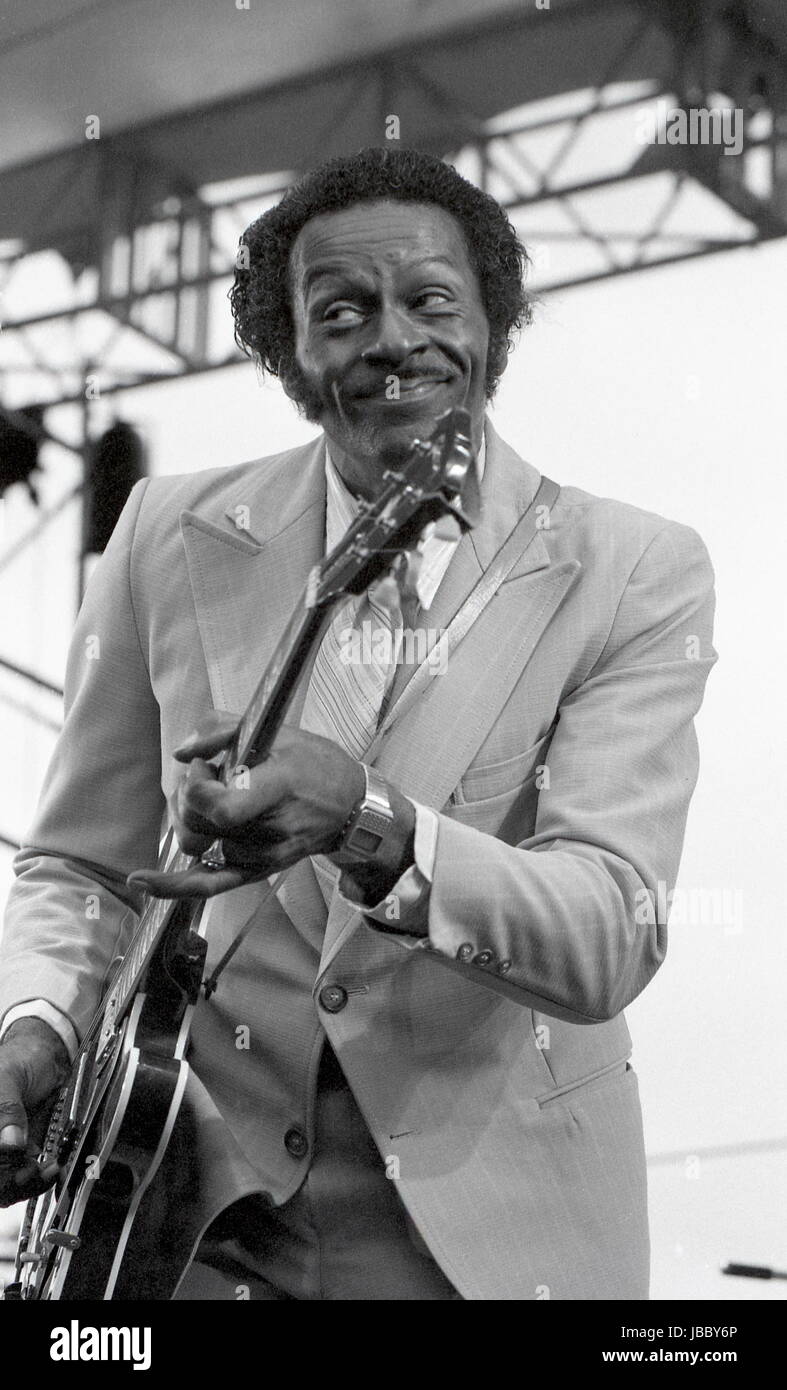 Chuck Berry Performing High Resolution Stock Photography and Images - Alamy