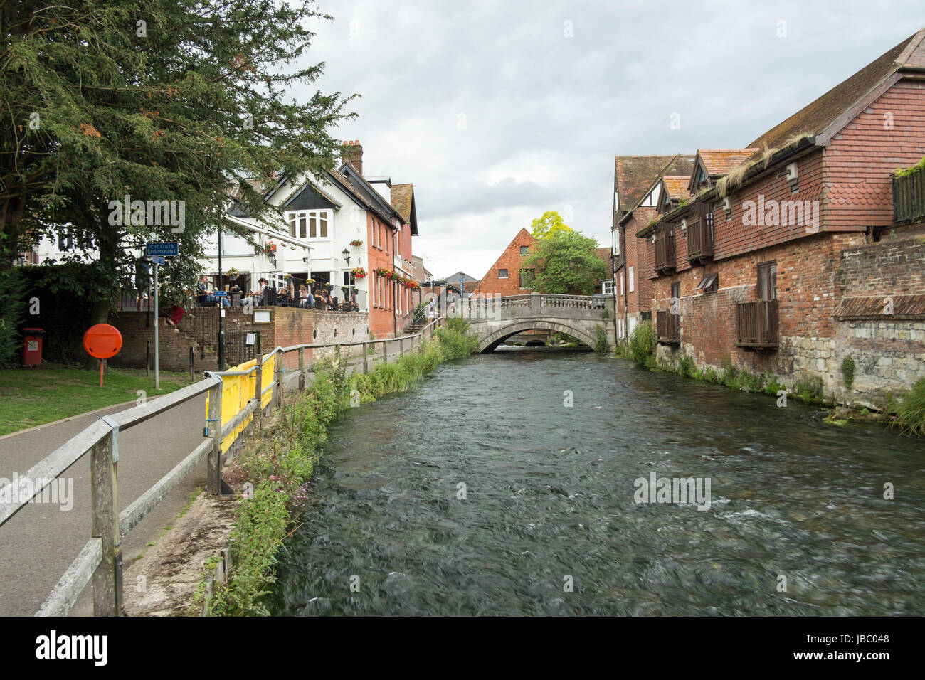 Rivers in hampshire hi-res stock photography and images - Alamy