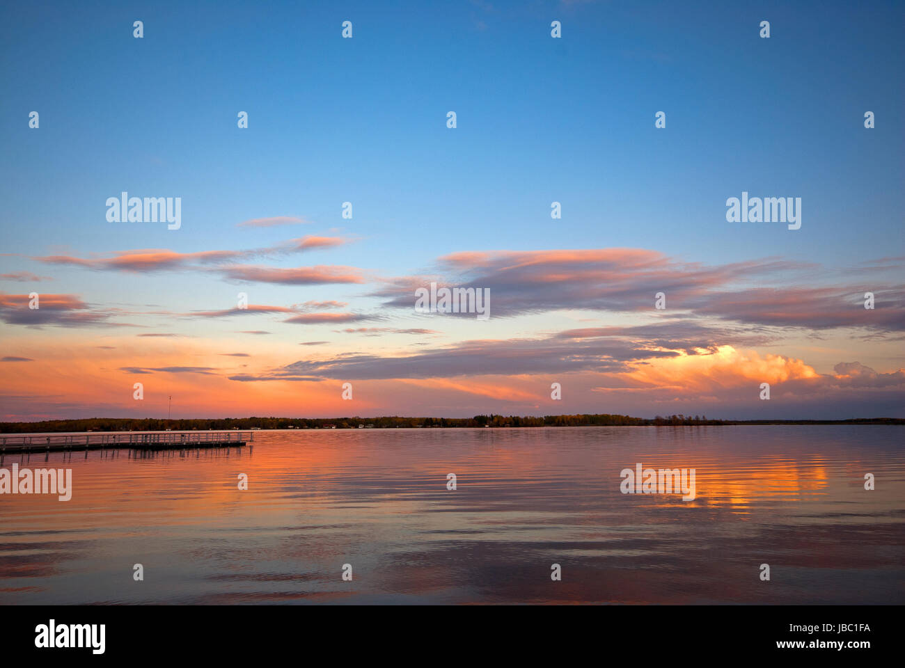 Falcon Lake at sunset, Whiteshell Provincial Park, Manitoba, Canada ...