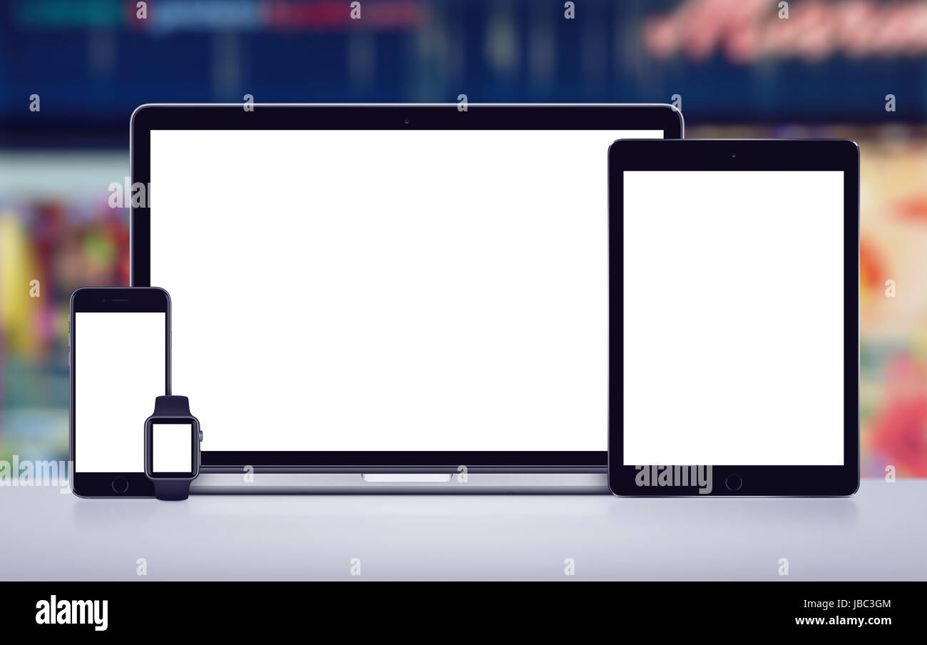 Laptop tablet pc smartphone and smartwatch responsive mockup front view ...