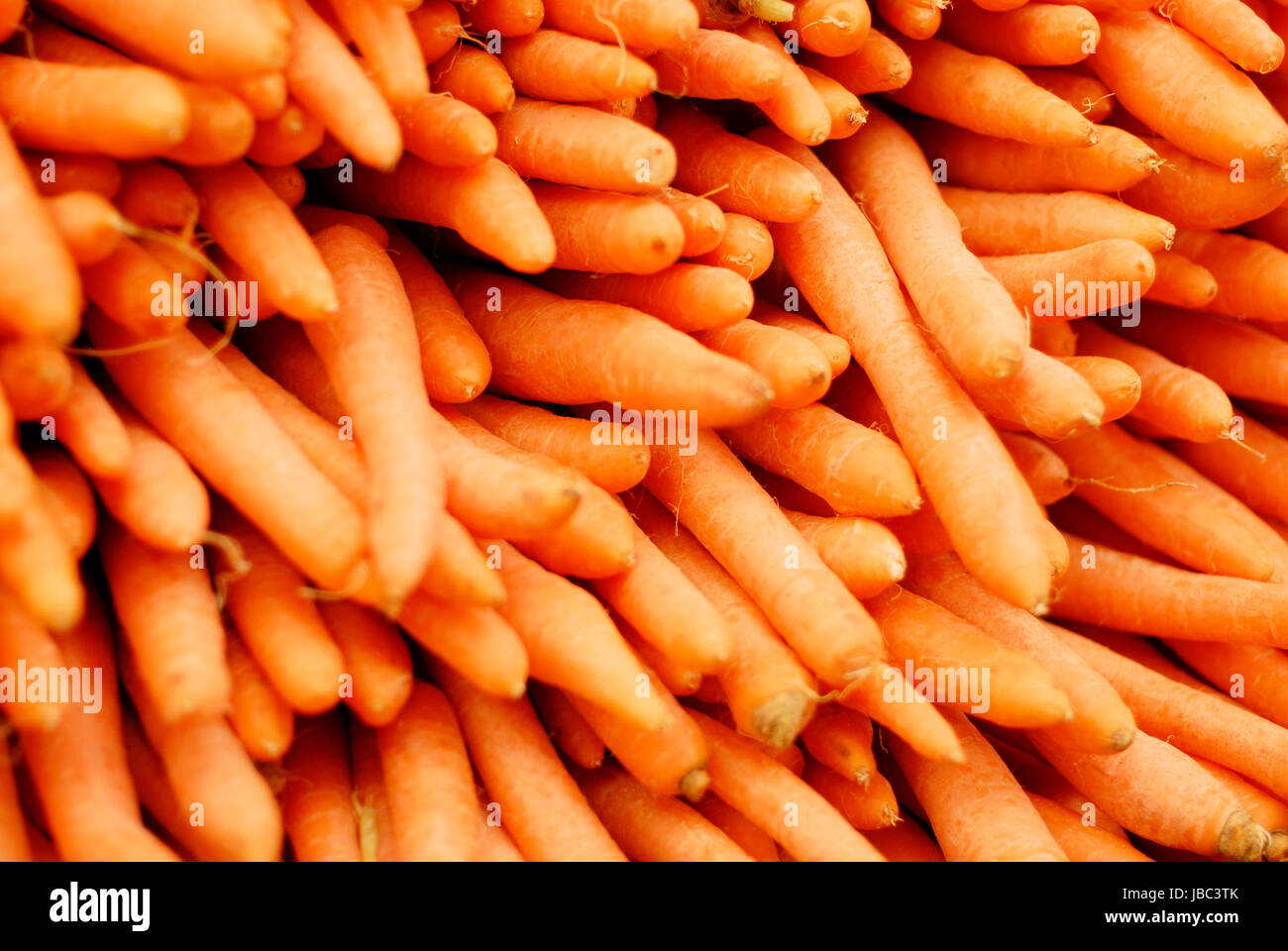 Piled high field hi-res stock photography and images - Alamy