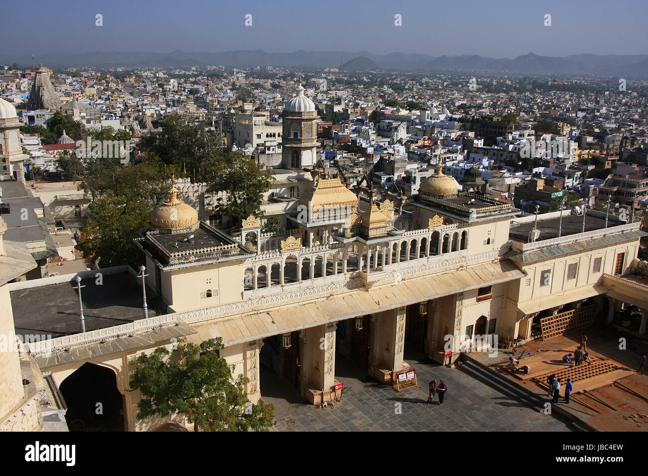 Main gate of City Palace complex, Udaipur, Rajasthan, India Stock Photo ...