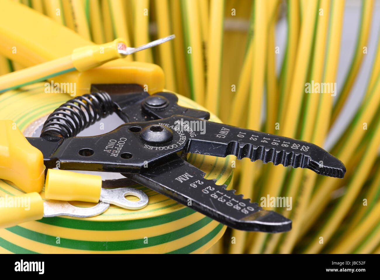 Closeup roll of electric cable Stock Photo - Alamy