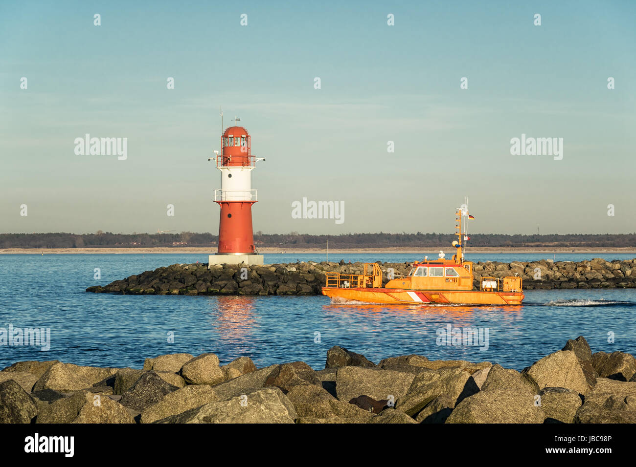 Die Mole in Warnemünde Stock Photo - Alamy