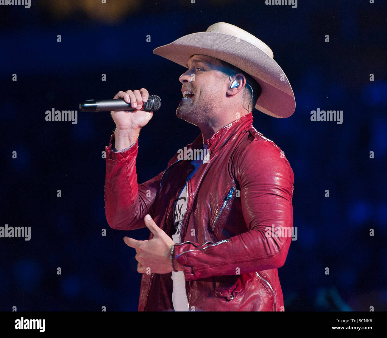 Jun. 09, 2017 - Nashville, Tennessee; USA - Musician DUSTIN LYNCH ...