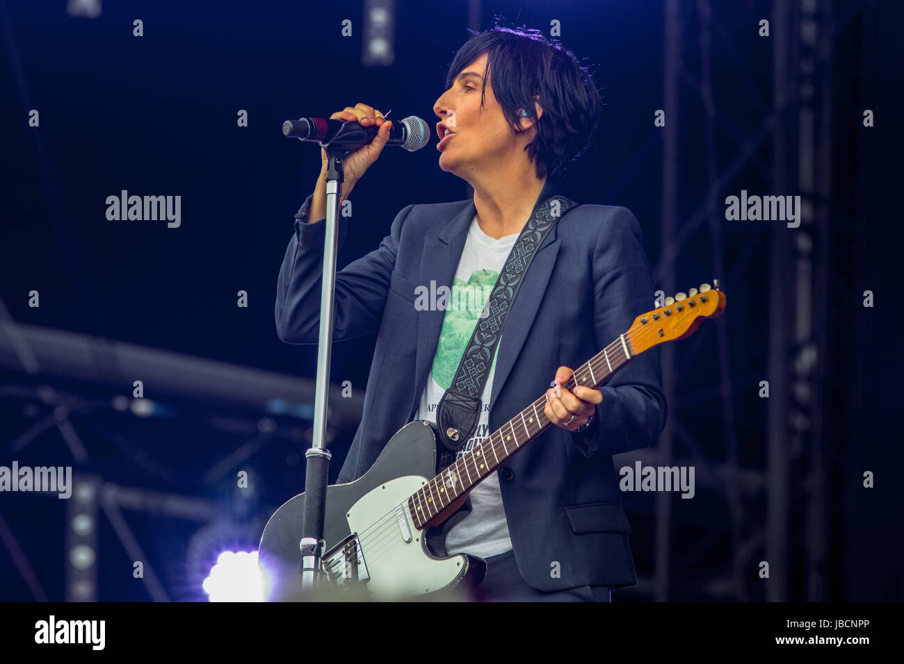 Isle of Wight, UK. 10th June, 2017. Texas rocking the main stage at The ...