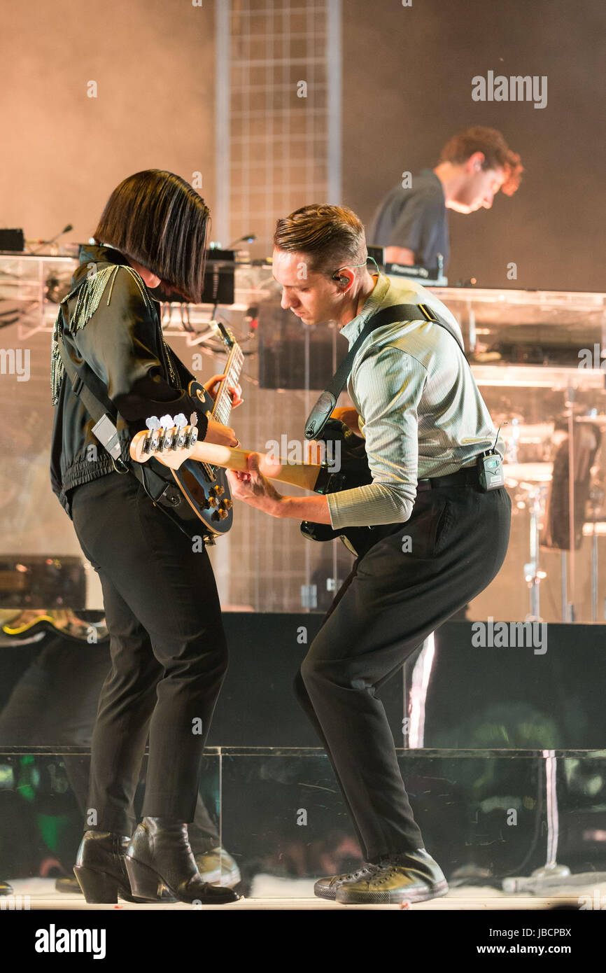 Manchester, Tennessee, USA. 9th June, 2017. ROMY MADLEY CROFT, OLIVER ...