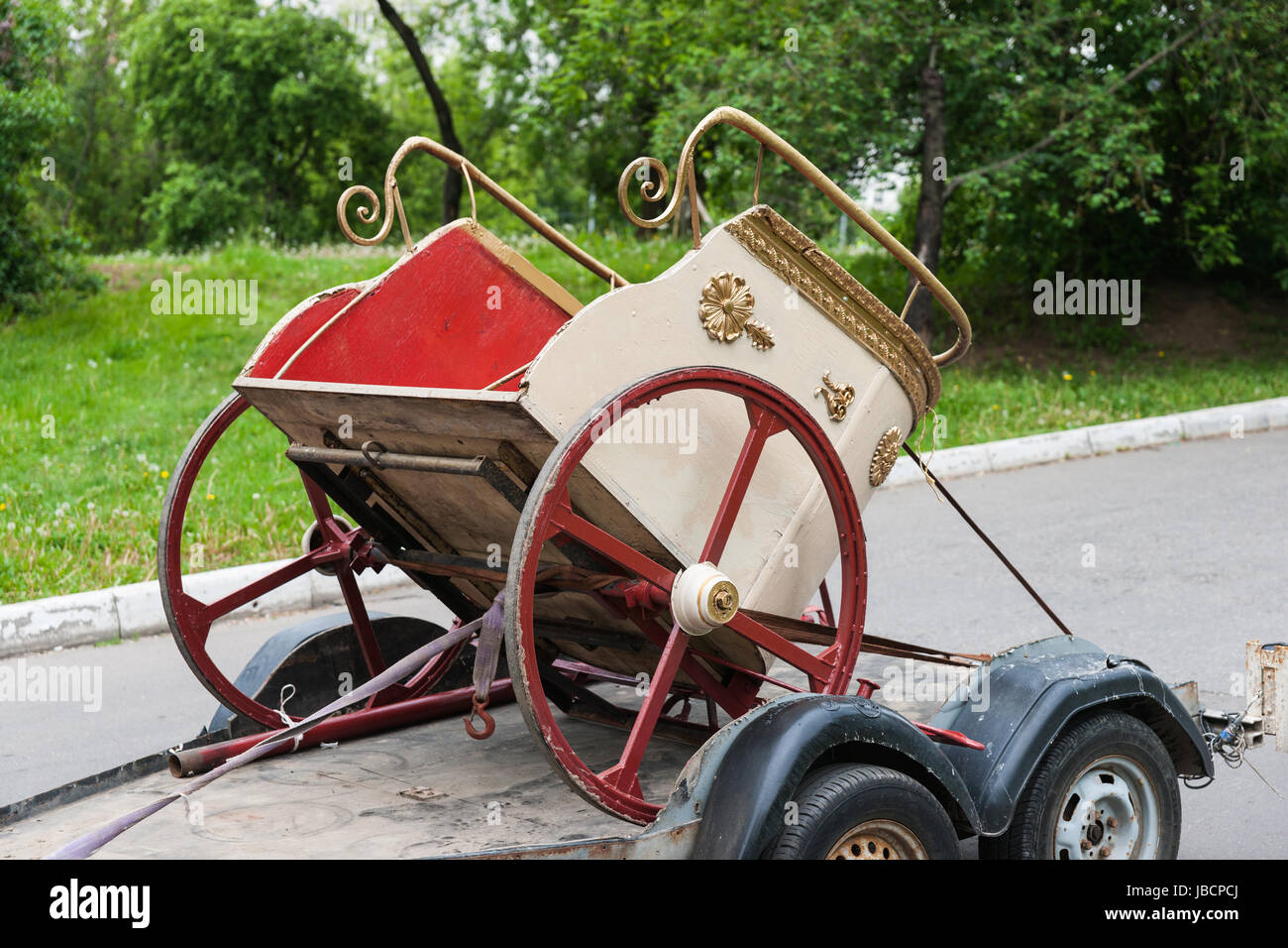 Roman garage hi-res stock photography and images - Alamy
