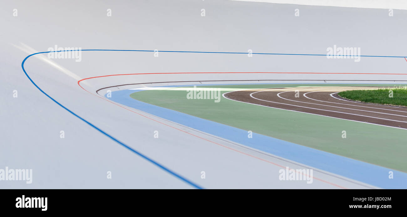 Professional beautiful cycle track Stock Photo - Alamy