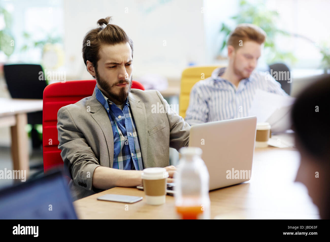 Manager typing hi-res stock photography and images - Alamy