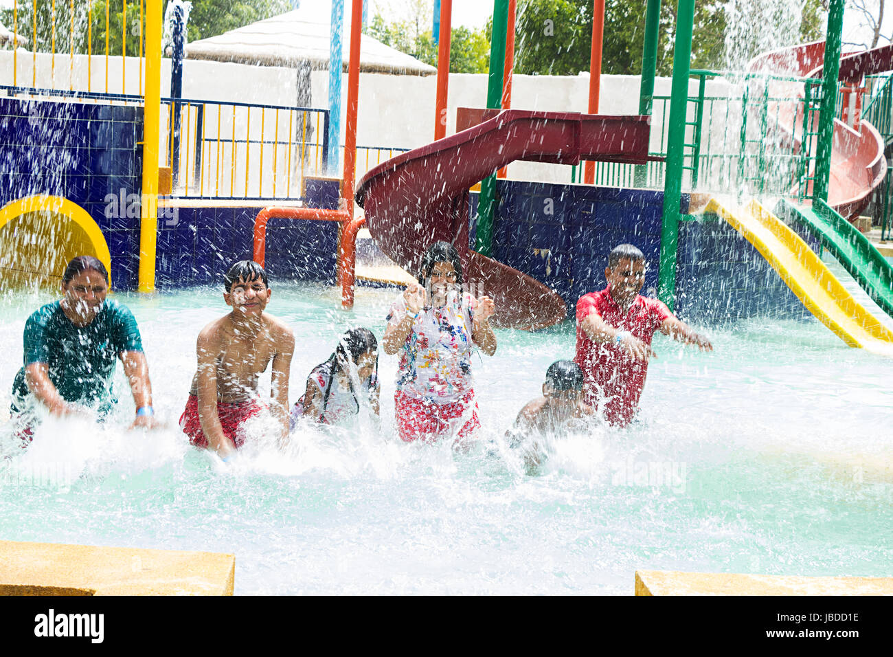 Splash waterpark hi-res stock photography and images - Alamy