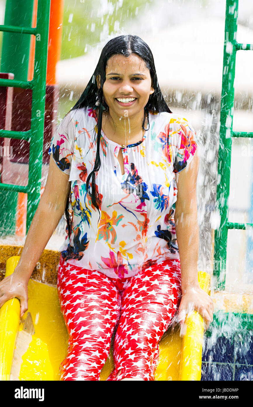1 Indian Young Woman Bathing Swimming Pool Waterpark Enjoy Smiling ...