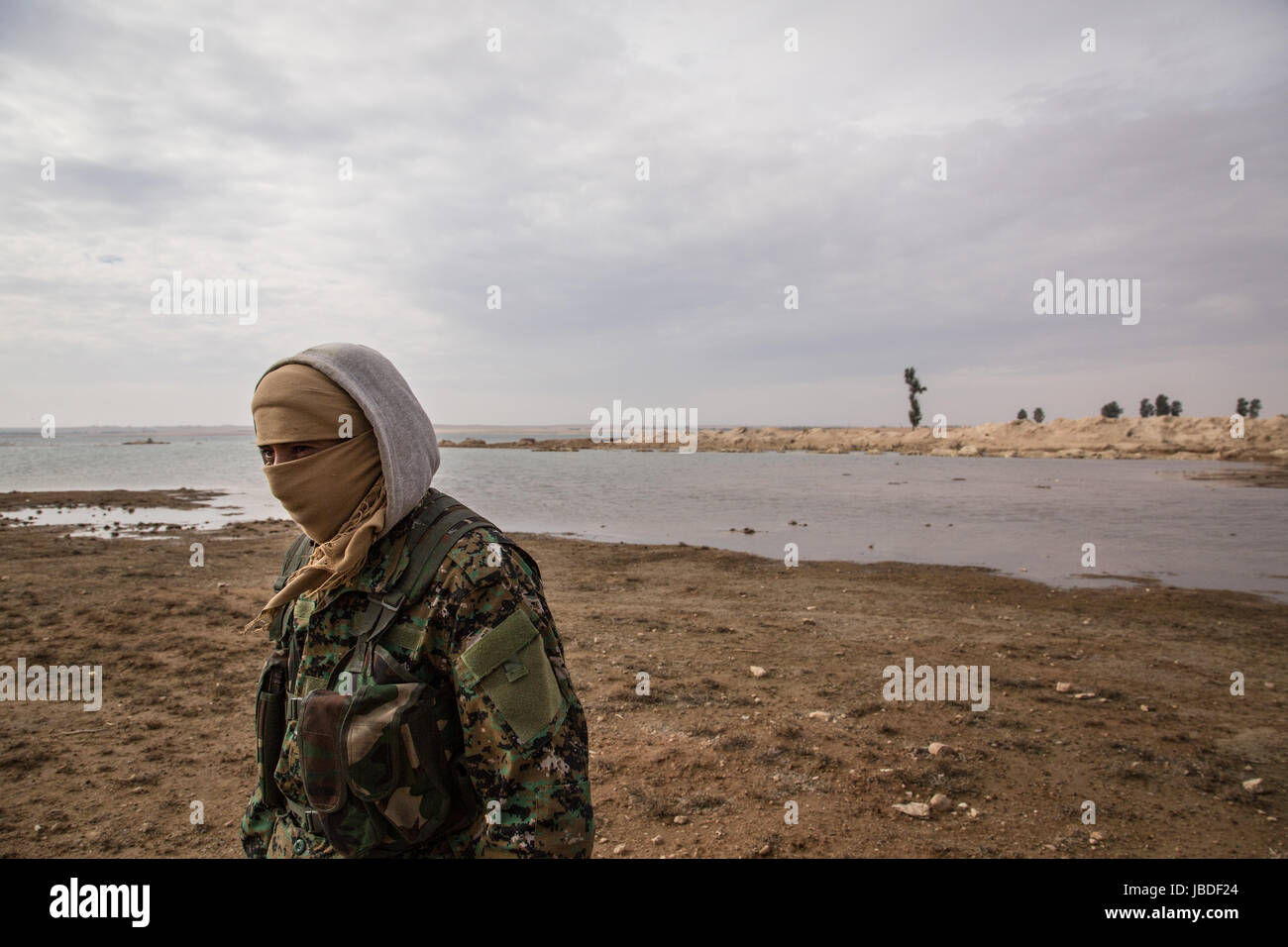 Chris Huby / Le Pictorium - Syria / Rojava - Wrath of the Euphrates ...