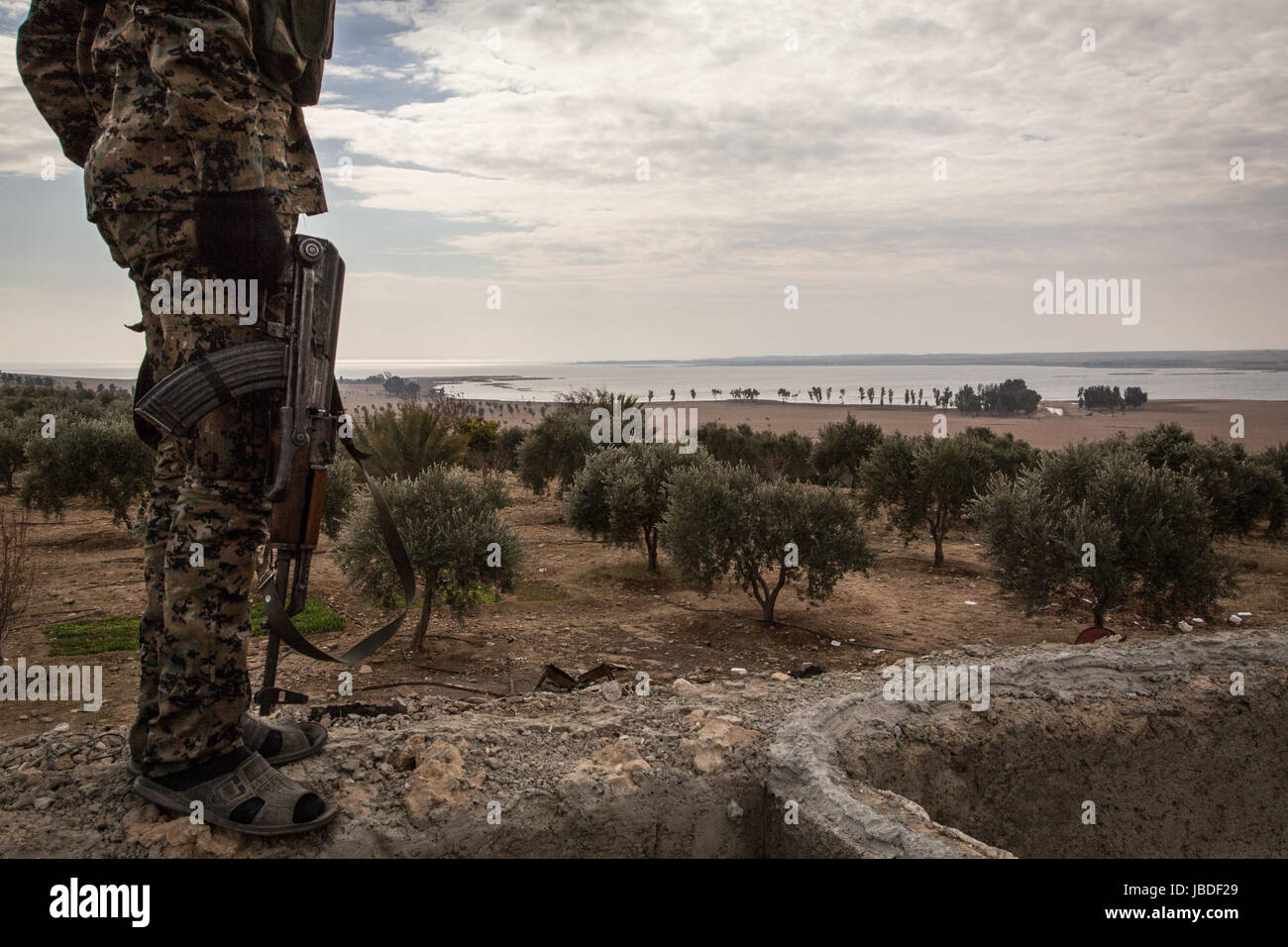 Chris Huby / Le Pictorium - Syria / Rojava - Wrath of the Euphrates ...