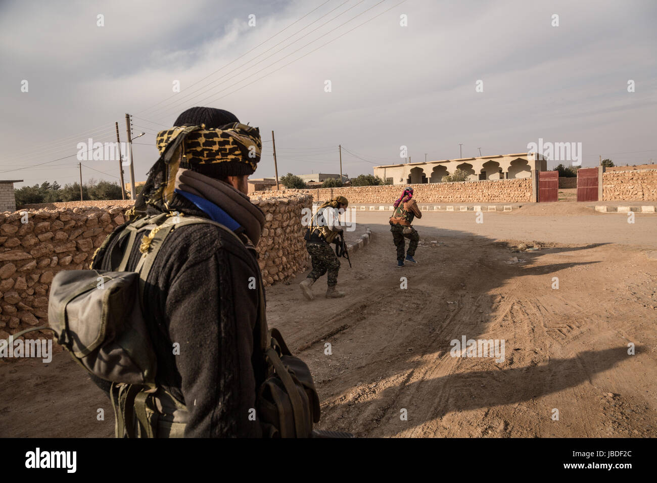 Chris Huby / Le Pictorium - Syria / Rojava - Wrath of the Euphrates ...