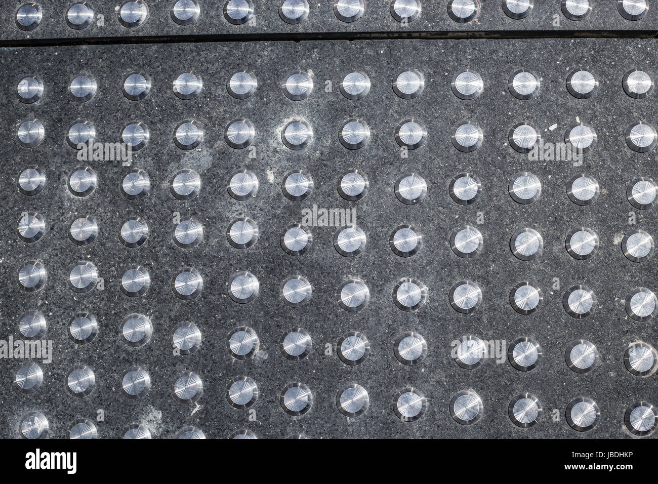 Ground metal hi-res stock photography and images - Alamy