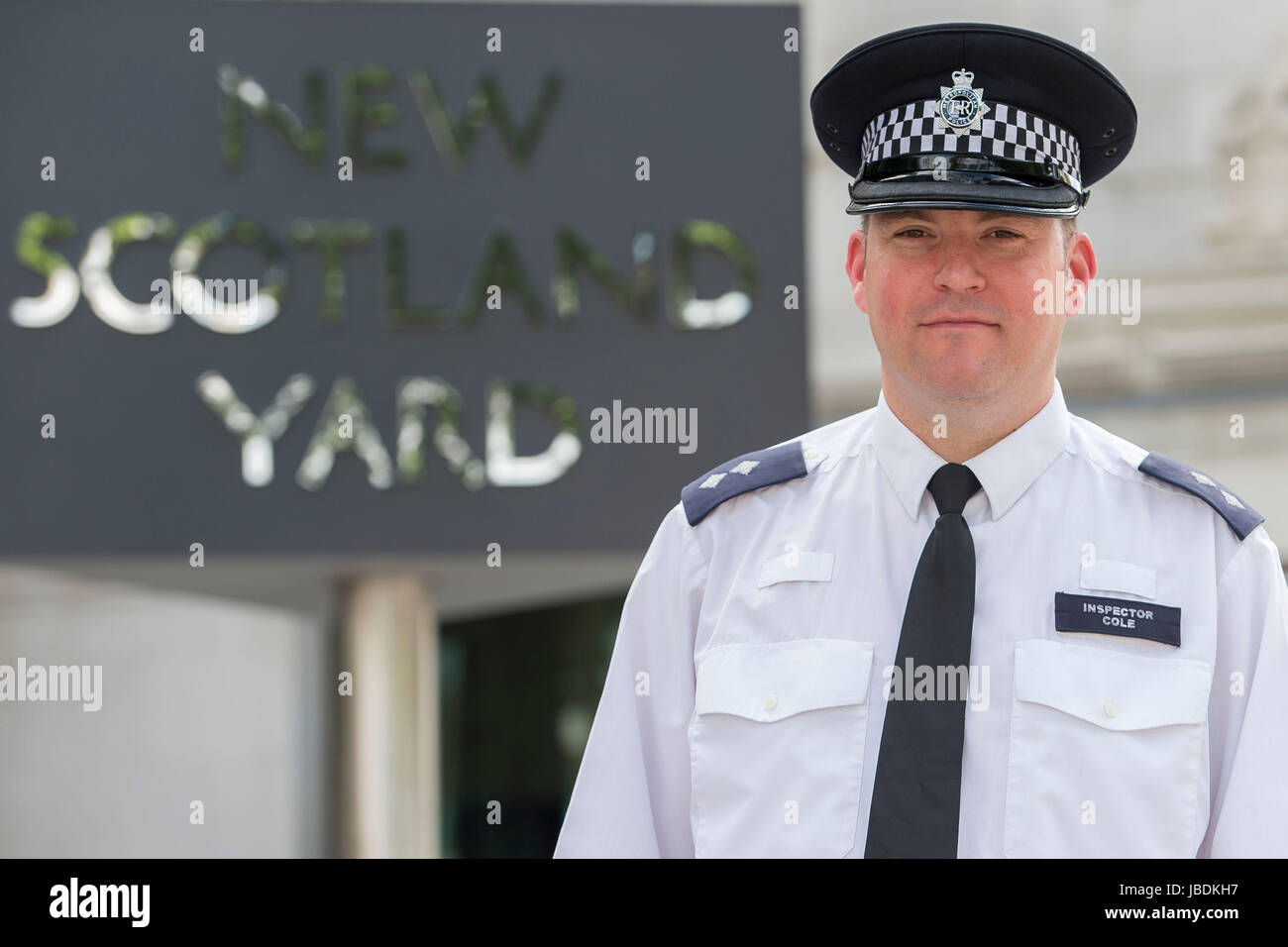 Metropolitan police inspector jim cole hi-res stock photography and ...