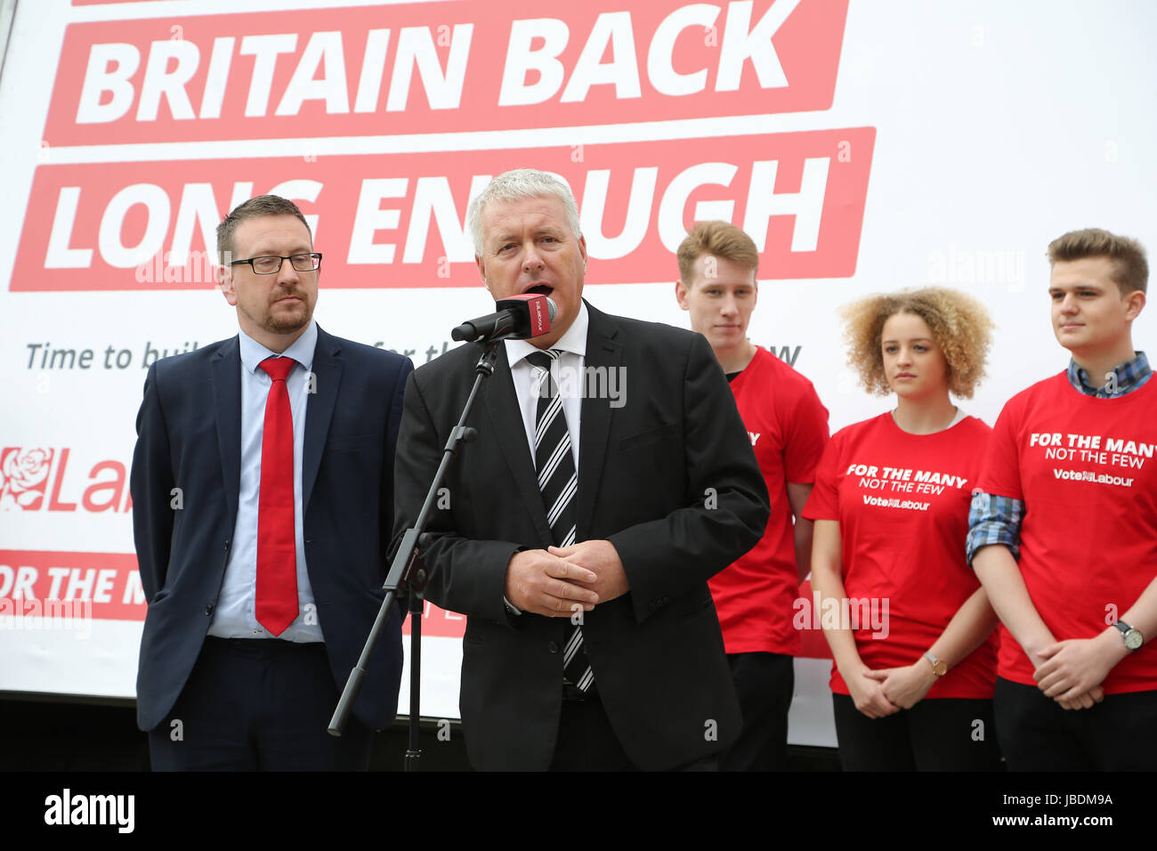 Labour MP Ian Lavery reveals new campaign poster for Labour’s General ...