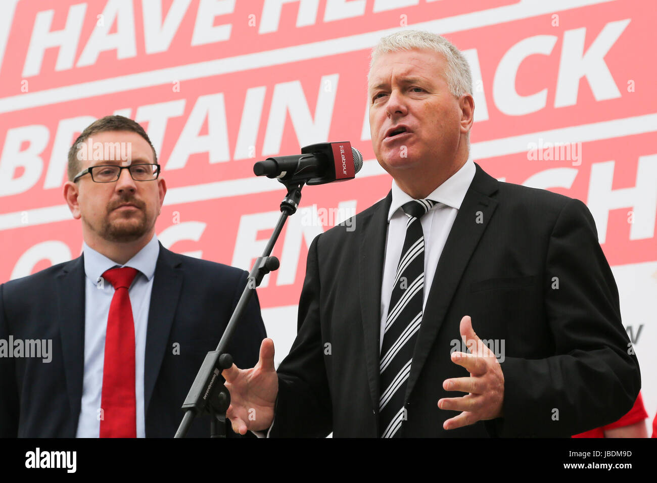 Labour MP Ian Lavery reveals new campaign poster for Labour’s General ...
