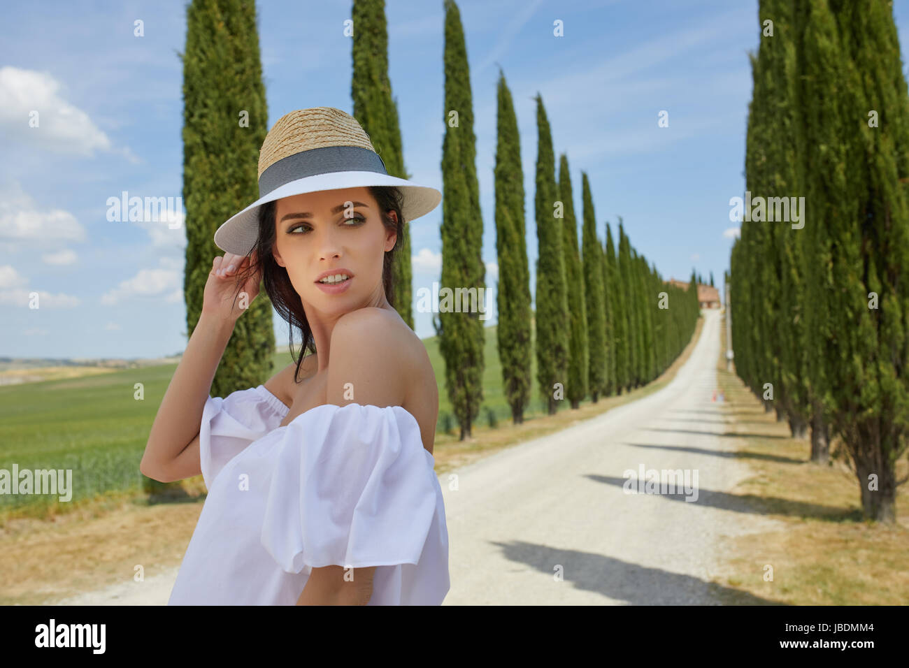 Girl in tuscany. Italian holiday Stock Photo - Alamy