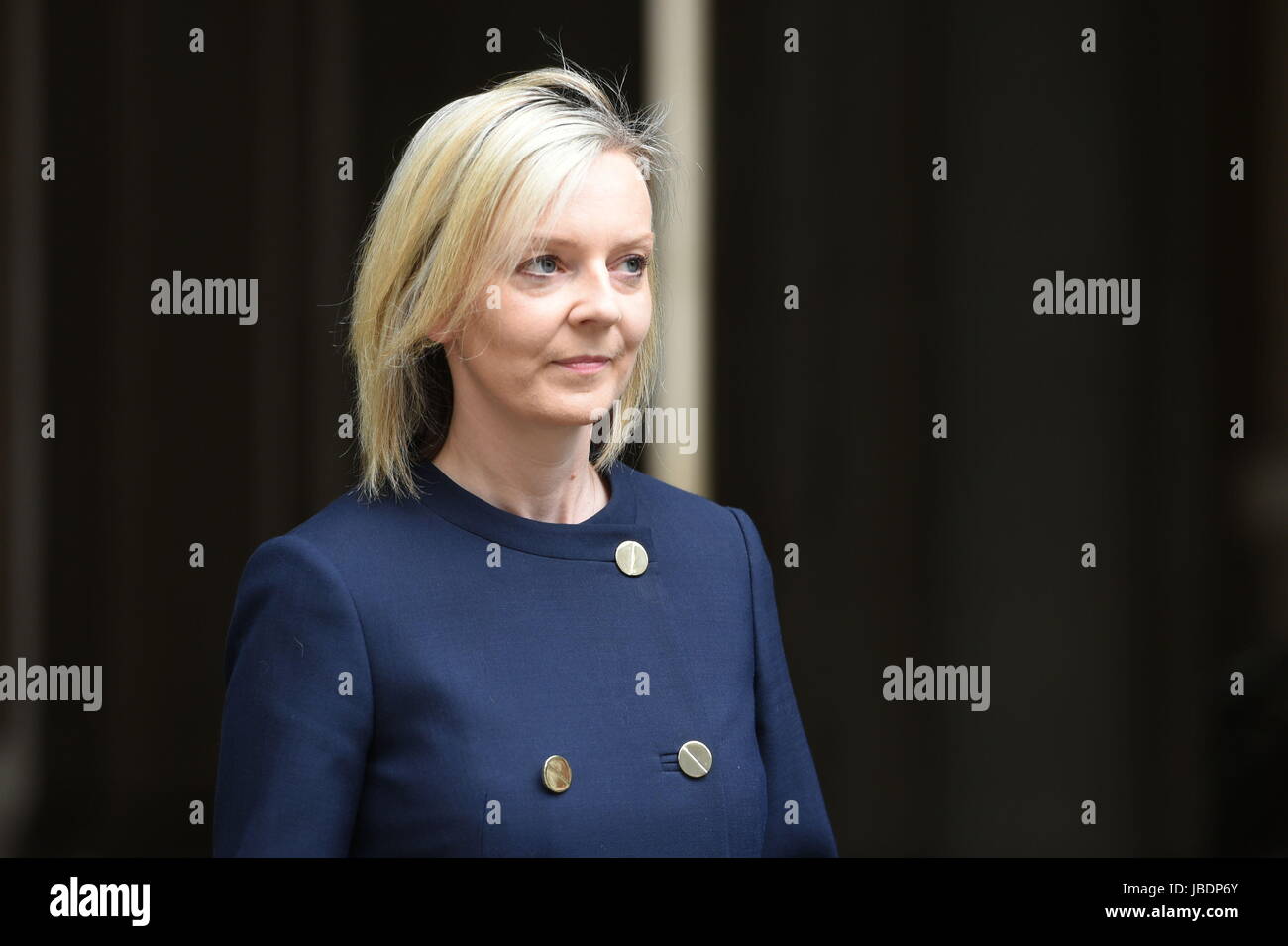 Justice secretary liz truss arrives hi-res stock photography and images ...