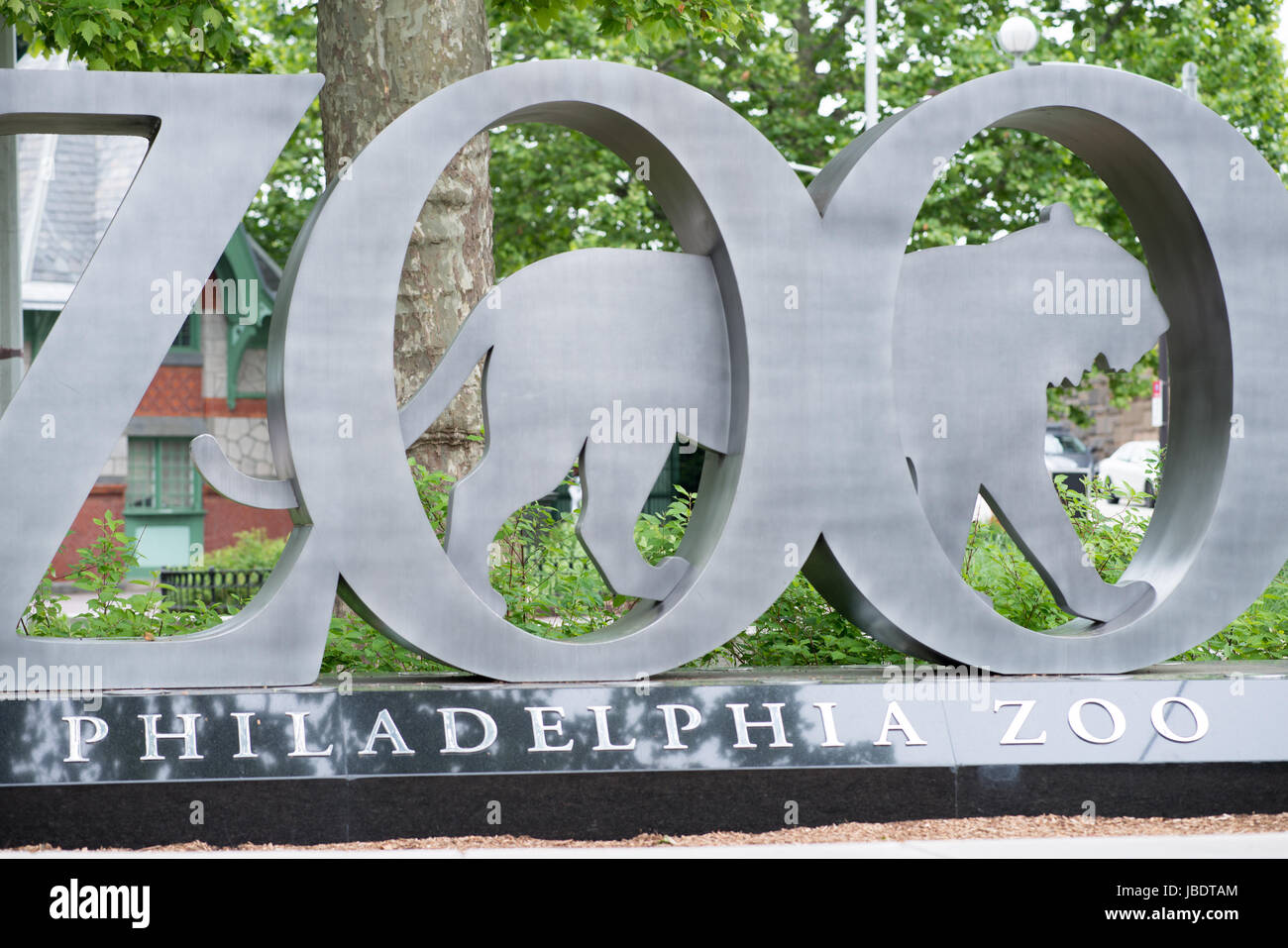 PHILADELPHIA, PA - MAY 30: Philadelphia Zoo, Amercia's First Zoo Stock ...