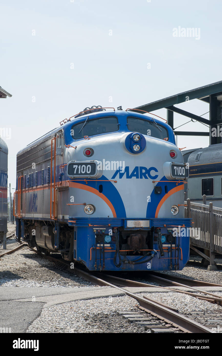 General electric diesel electric locomotive hi-res stock photography ... General electric diesel electric locomotive hi-res stock photography ...