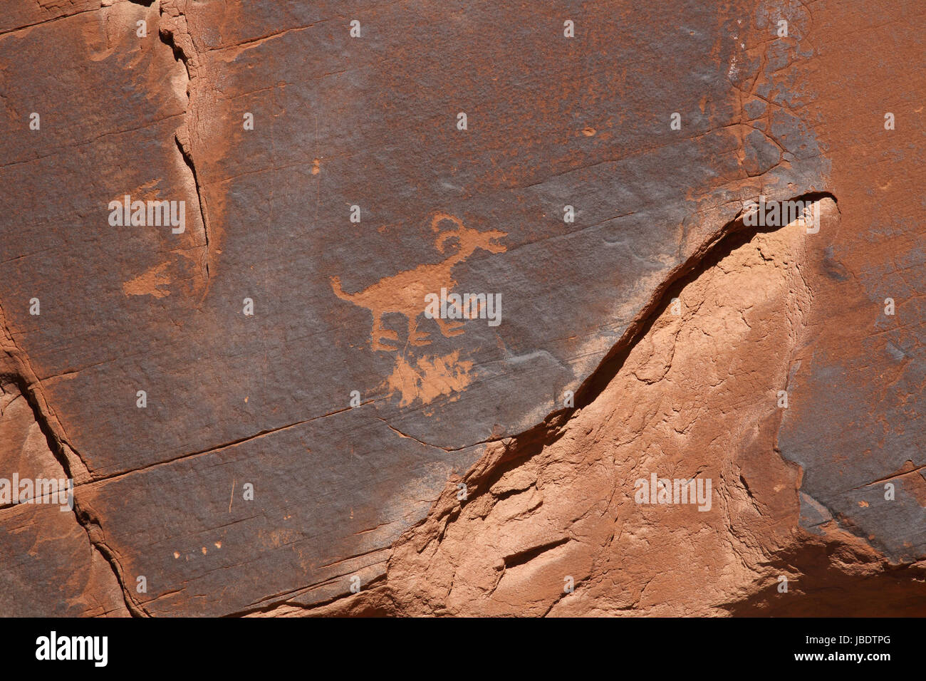 Ancient native american rock drawings hi-res stock photography and ...