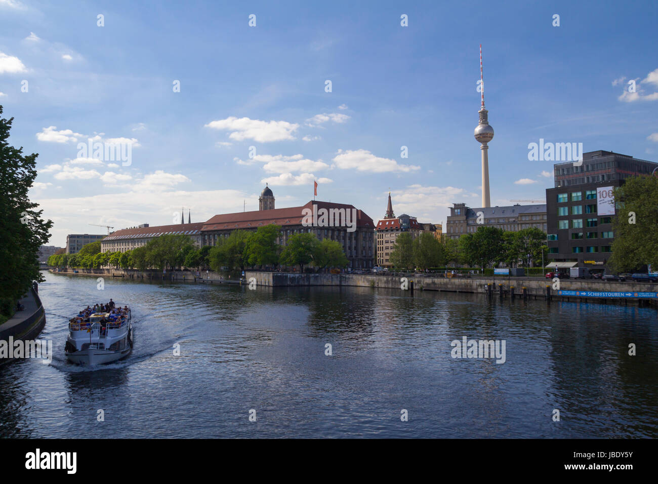 City view of Berlin in the river Spree, with the Fernsehturm tv tower ...