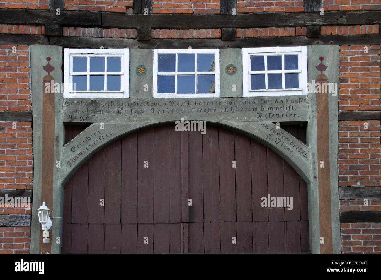 Schöner Torbogen in Lothe Stock Photo - Alamy
